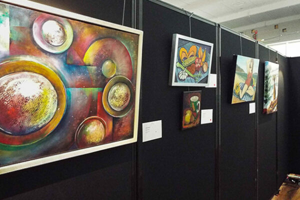 Movable Gallery Walls & Portable Art Walls - Portable Partitions Australia